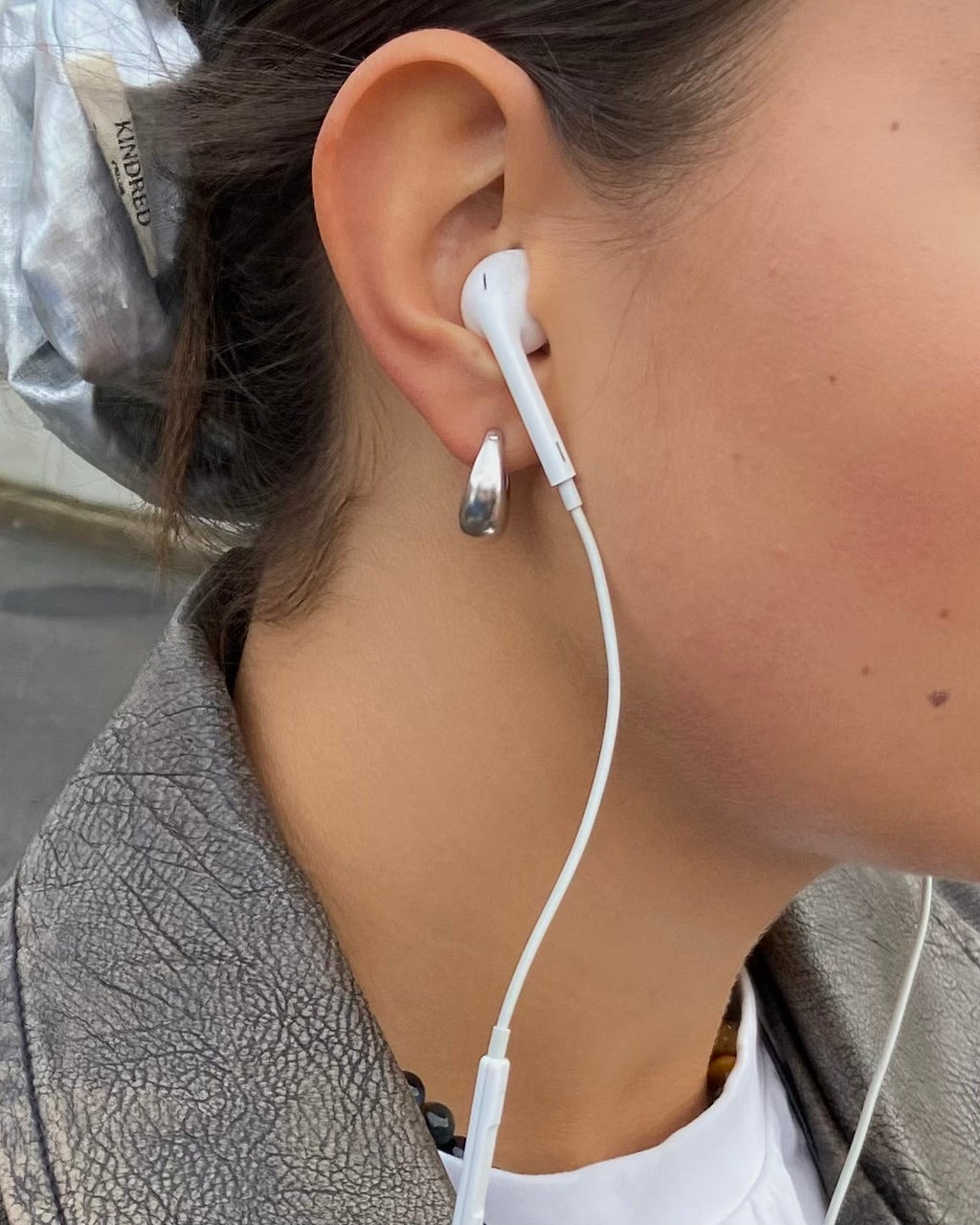 'Emerging' Dome Hoops – Lines & Current