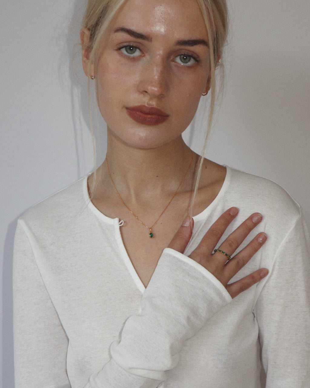 'Evie' Eternity Green Ring – LINES AND CURRENT