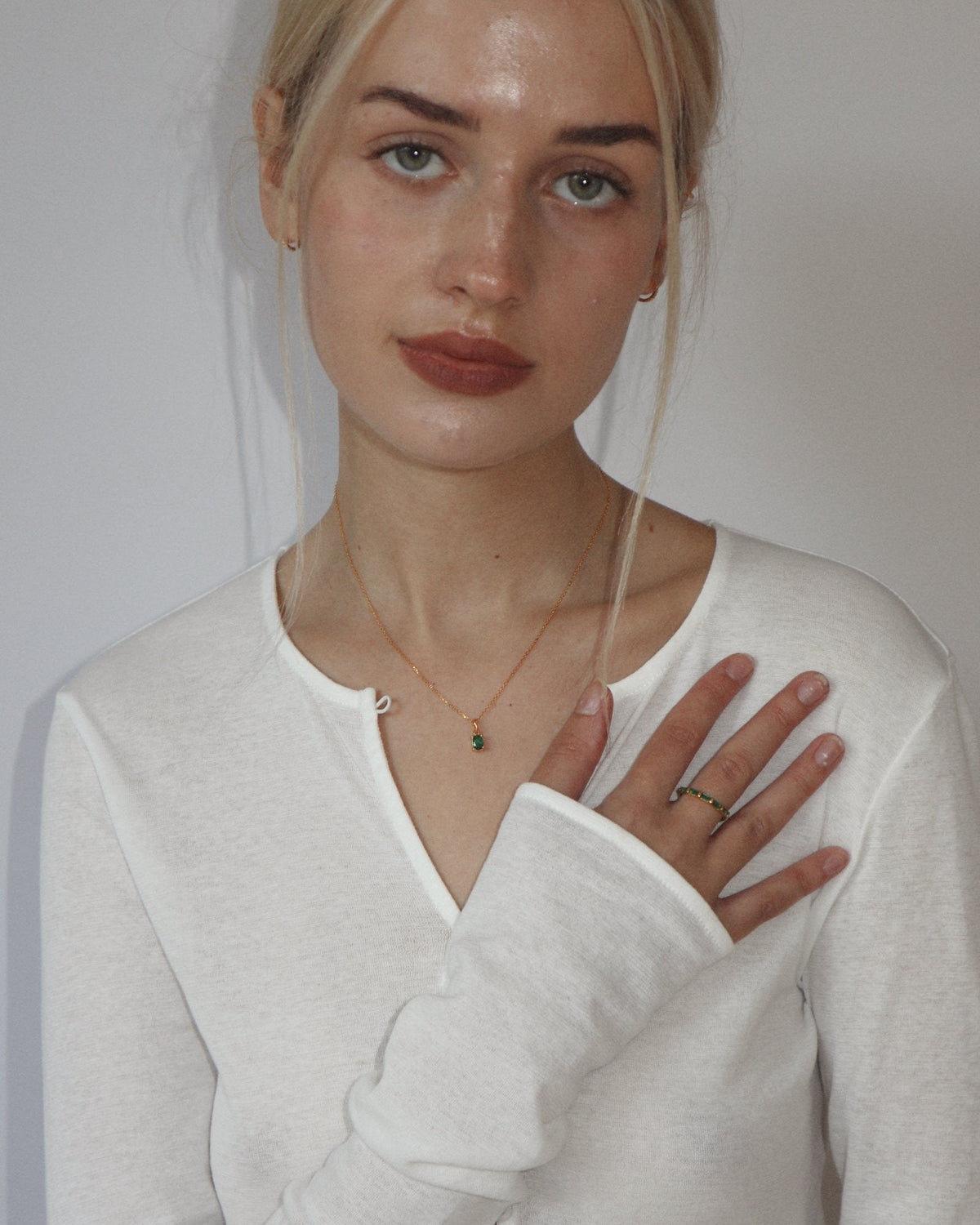 'Evie' Eternity Green Ring – Lines & Current