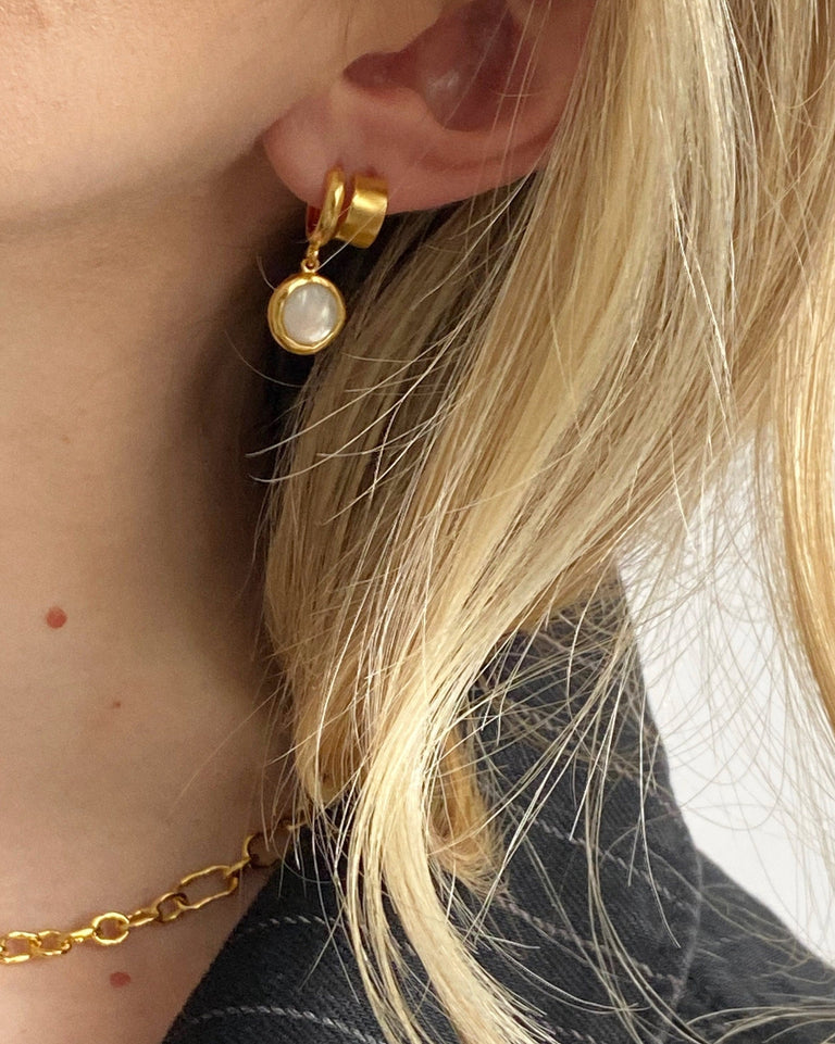 'Sigrid' Shell Huggies – LINES AND CURRENT