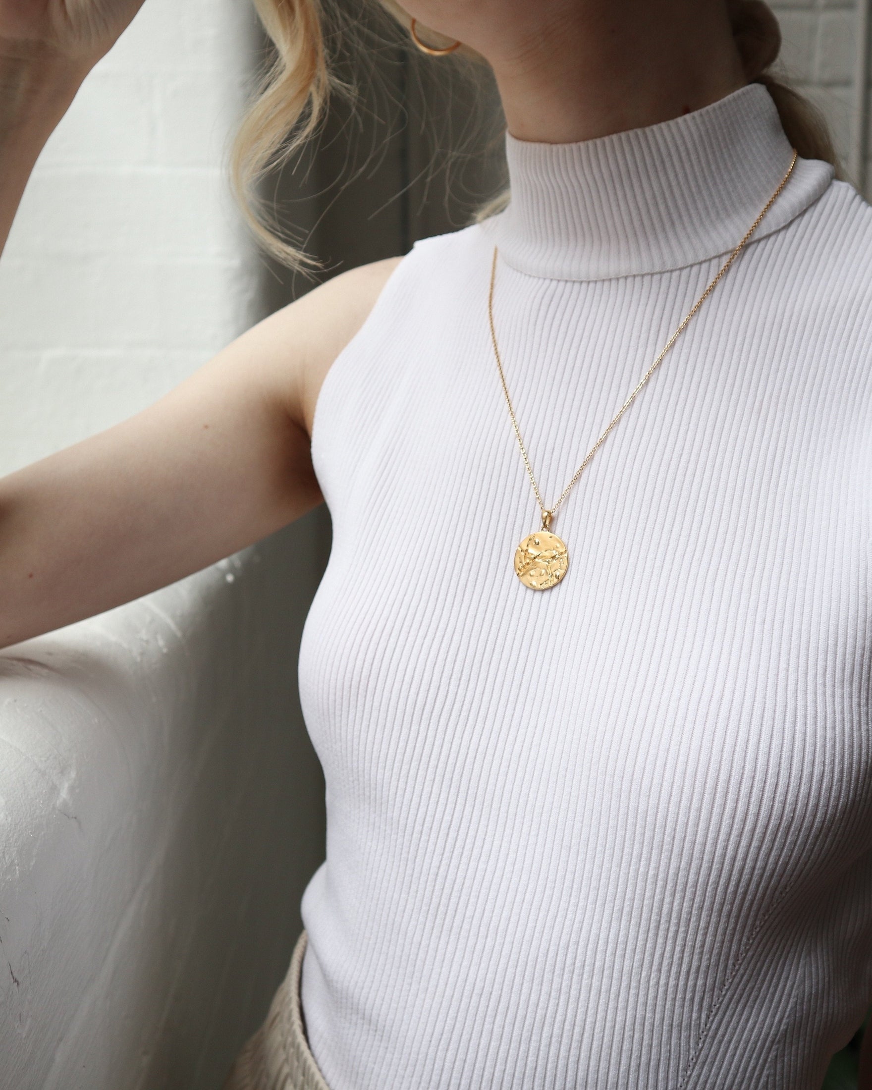 'Cosmo' Coin Necklace – Lines & Current