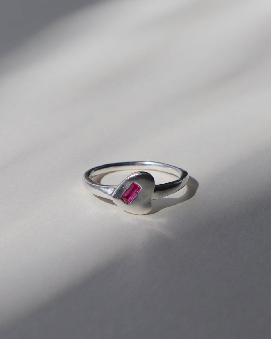 'Power Pinkie' Heart Ring – LINES AND CURRENT